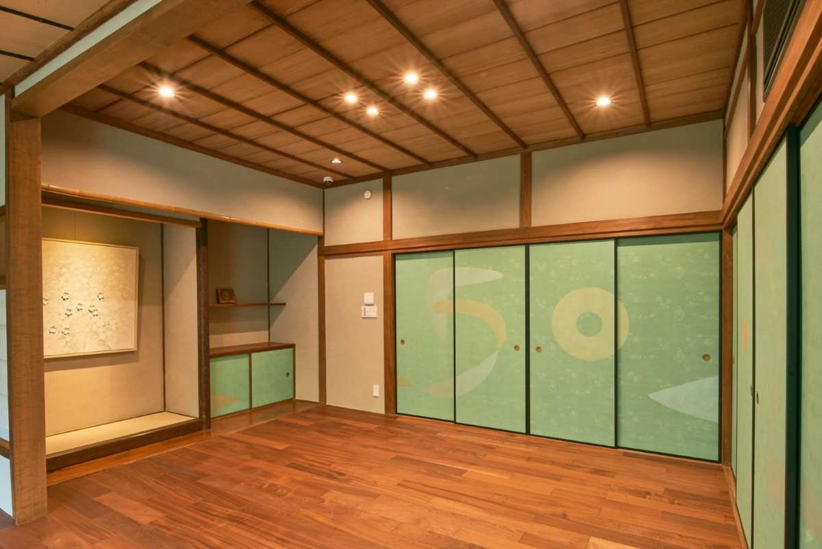 | Sakura Studio